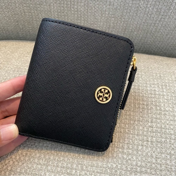 Tory Burch | Bags | Tory Burch Mini Wallet | Poshmark